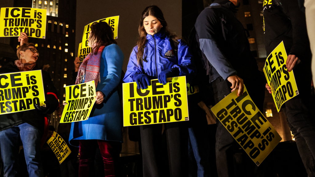 ICE Killed Renee Nicole Good in Minneapolis. So New Yorkers Took to the ...