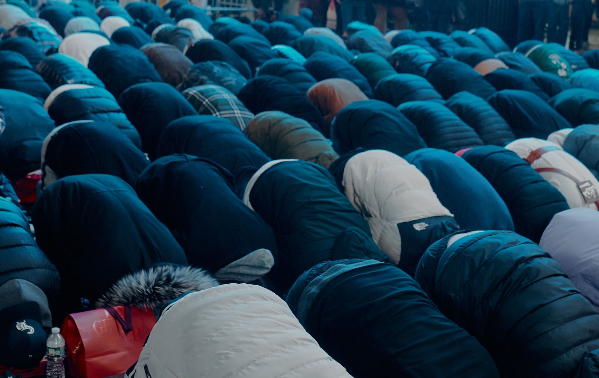 Ramadan in New York: Taraweeh Prayers in Times Square - Documented